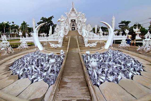 Wat Rong Khun, Észak-Thaiföld csodája | BUDAVÁRTOURS
